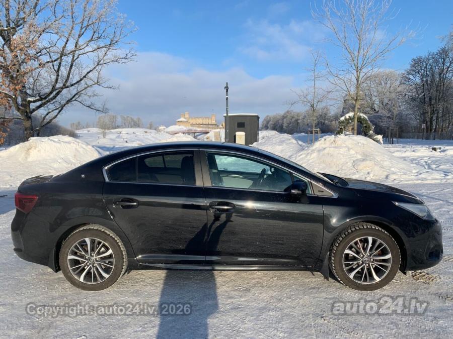 Melns Toyota Avensis 2018 Rakvere, ar dzinēja tilpumu 1.80 L un nobraukumu 91 tūkst. km par 13900 €, foto 8 vietnē AUTOMOTO.COM.LV