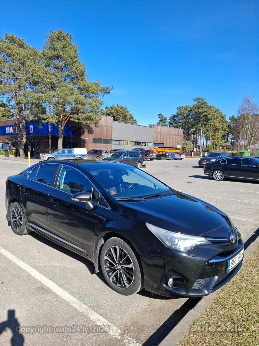 Melns Toyota Avensis 2018 Tallina, ar dzinēja tilpumu 1.80 L un nobraukumu 126 tūkst. km par 12500 €, foto 1 vietnē AUTOMOTO.COM.LV