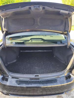 Black Toyota Avensis 2018 in Klaipeda, with an engine capacity of 1.80 L and mileage of 104 thousand km for 12500 €, photo 8 on AUTOMOTO.COM.LV