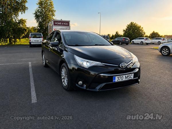 Melns Toyota Avensis 2018 Tallina, ar dzinēja tilpumu 1.80 L un nobraukumu 98 tūkst. km par 15499 €, foto 2 vietnē AUTOMOTO.COM.LV