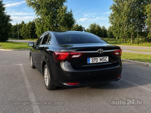 Черный Тойота Авенсис 2018 в Таллин, объемом двигателя 1.80 л и пробегом 98 тыс. км за 15499 €, фото 4 на AUTOMOTO.COM.LV