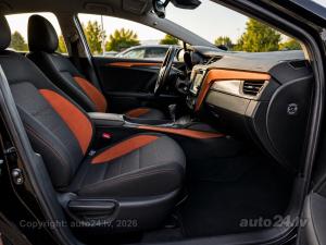 Черный Тойота Авенсис 2018 в Таллин, объемом двигателя 1.80 л и пробегом 98 тыс. км за 15499 €, фото 6 на AUTOMOTO.COM.LV
