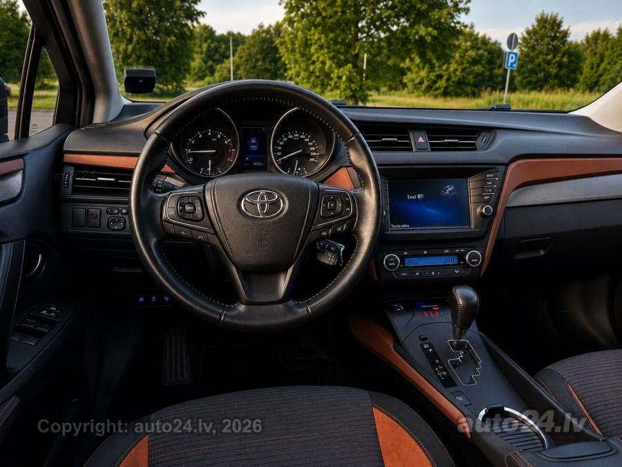 Черный Тойота Авенсис 2018 в Таллин, объемом двигателя 1.80 л и пробегом 98 тыс. км за 15499 €, фото 9 на AUTOMOTO.COM.LV