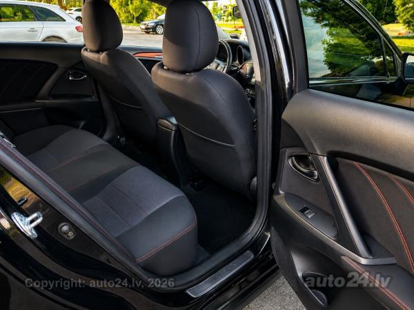 Melns Toyota Avensis 2018 Tallina, ar dzinēja tilpumu 1.80 L un nobraukumu 98 tūkst. km par 15499 €, foto 9 vietnē AUTOMOTO.COM.LV