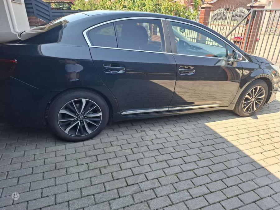 Melns Toyota Avensis 2018 Klaipėda, ar dzinēja tilpumu 1.80 L un nobraukumu 198 tūkst. km par 14440 €, foto 4 vietnē AUTOMOTO.COM.LV