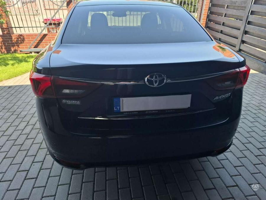 Melns Toyota Avensis 2018 Klaipėda, ar dzinēja tilpumu 1.80 L un nobraukumu 198 tūkst. km par 14440 €, foto 5 vietnē AUTOMOTO.COM.LV