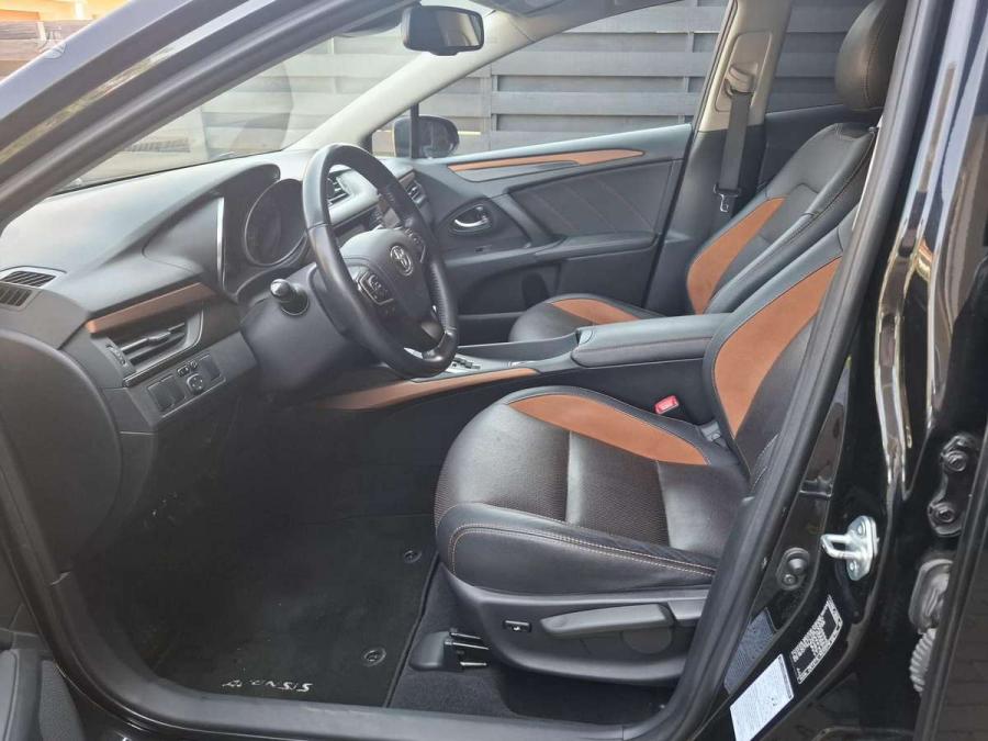 Melns Toyota Avensis 2018 Klaipėda, ar dzinēja tilpumu 1.80 L un nobraukumu 198 tūkst. km par 14440 €, foto 10 vietnē AUTOMOTO.COM.LV