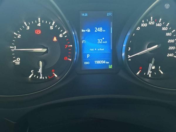 Melns Toyota Avensis 2018 Klaipėda, ar dzinēja tilpumu 1.80 L un nobraukumu 198 tūkst. km par 14440 €, foto 10 vietnē AUTOMOTO.COM.LV