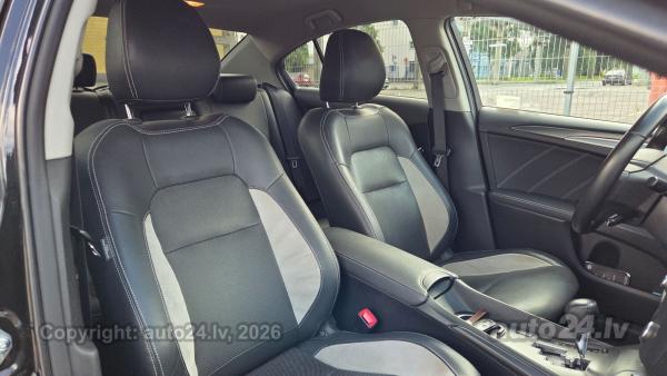 Тойота Авенсис 2018 в Таллин на AUTOMOTO.COM.LV Черный Тойота Авенсис 2018 в Таллин, объемом двигателя 1.80 л и пробегом 124 тыс. км за 13990 €, фото 11 на AUTOMOTO.COM.LV