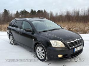 Melns Toyota Avensis 2003 Rapla, ar dzinēja tilpumu 2.00 L un nobraukumu 319 tūkst. km par 1500 €, foto 5 vietnē AUTOMOTO.COM.LV