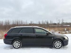 Black Toyota Avensis 2003 in Rapla, with an engine capacity of 2.00 L and mileage of 319 thousand km for 1500 €, photo 4 on AUTOMOTO.COM.LV