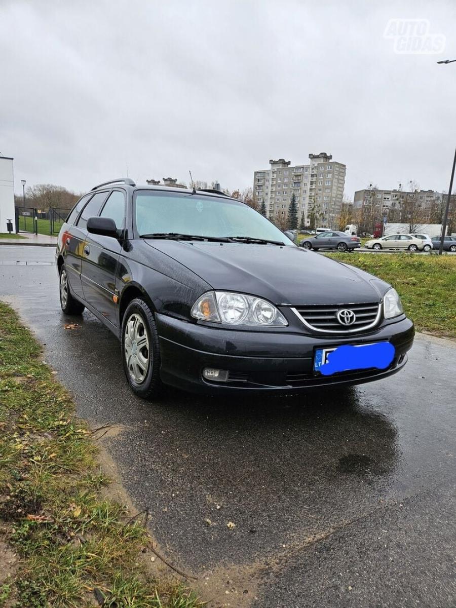 Black Toyota Avensis 2003 in Kaunas, with an engine capacity of 1.80 L and mileage of 225 thousand km for 1450 €, photo 5 on AUTOMOTO.COM.LV