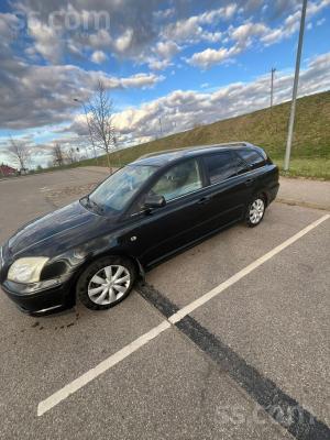 Melns Toyota Avensis 2003 Daugavpils, ar dzinēja tilpumu 2.40 L un nobraukumu 293 tūkst. km par 1300 €, foto 3 vietnē AUTOMOTO.COM.LV