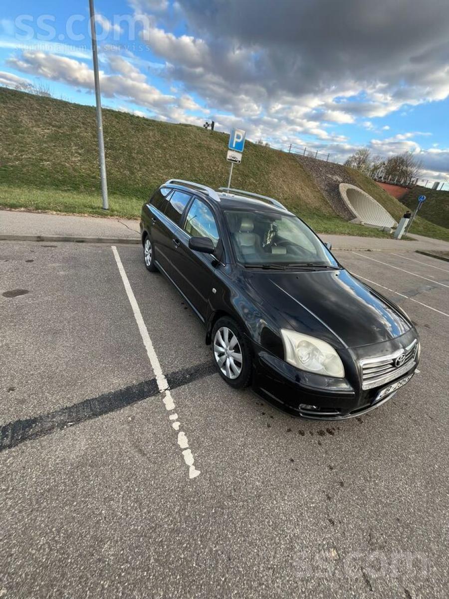 Melns Toyota Avensis 2003 Daugavpils, ar dzinēja tilpumu 2.40 L un nobraukumu 293 tūkst. km par 1300 €, foto 7 vietnē AUTOMOTO.COM.LV