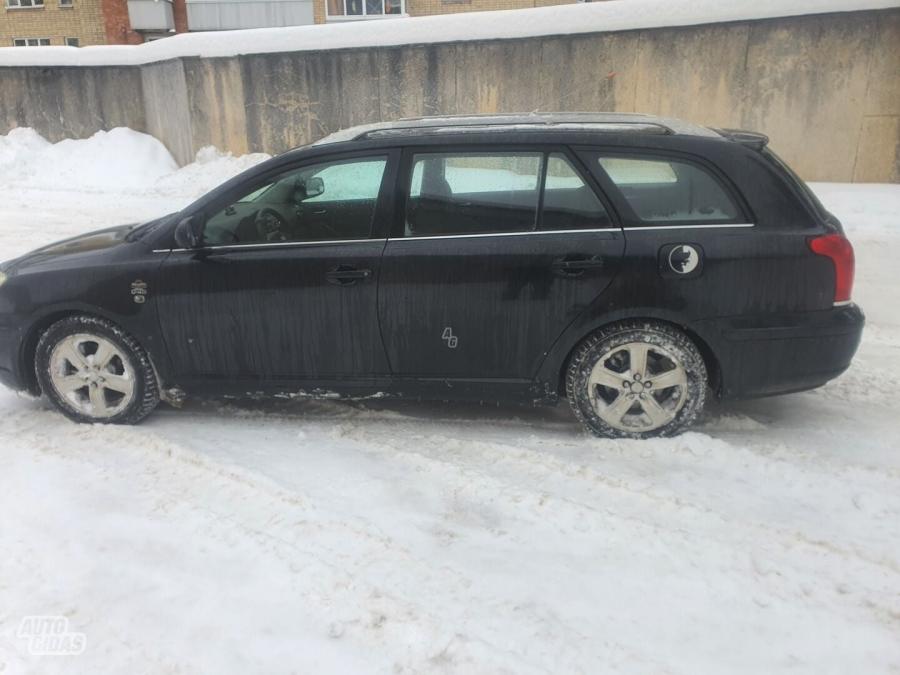 Черный Тойота Авенсис 2003 в Зарасай, объемом двигателя 2.00 л и пробегом 295 тыс. км за 550 €, фото 3 на AUTOMOTO.COM.LV