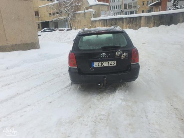 Black Toyota Avensis 2003 in Zarasai, with an engine capacity of 2.00 L and mileage of 295 thousand km for 550 €, photo 3 on AUTOMOTO.COM.LV
