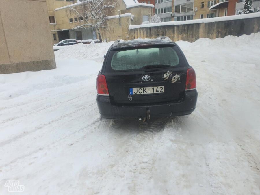 Черный Тойота Авенсис 2003 в Зарасай, объемом двигателя 2.00 л и пробегом 295 тыс. км за 550 €, фото 4 на AUTOMOTO.COM.LV