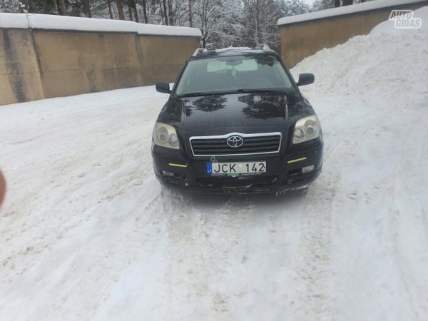 Black Toyota Avensis 2003 in Zarasai, with an engine capacity of 2.00 L and mileage of 295 thousand km for 550 €, photo 7 on AUTOMOTO.COM.LV