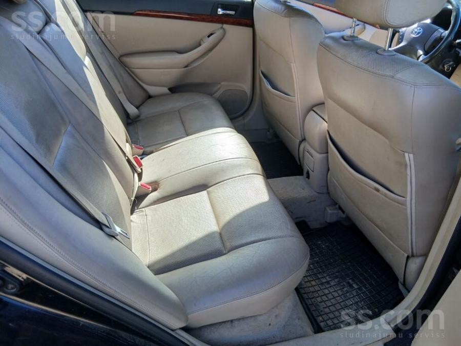 Черный Тойота Авенсис 2003 в Огре, объемом двигателя 2.00 л и пробегом 0 тыс. км за 1250 €, фото 19 на AUTOMOTO.COM.LV