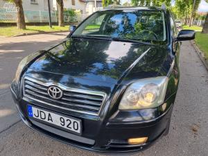 Черный Тойота Авенсис 2003 в Алитус, объемом двигателя 2.00 л и пробегом 315 тыс. км за 2250 €, фото 3 на AUTOMOTO.COM.LV