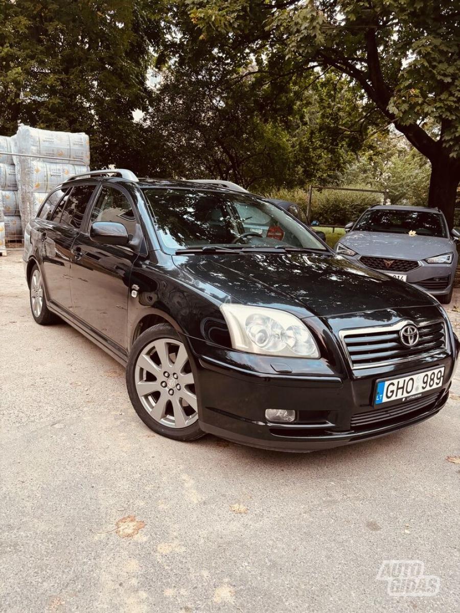 Черный Тойота Авенсис 2003 в Вильнюс, объемом двигателя 2.00 л и пробегом 362 тыс. км за 1550 €, фото 1 на AUTOMOTO.COM.LV