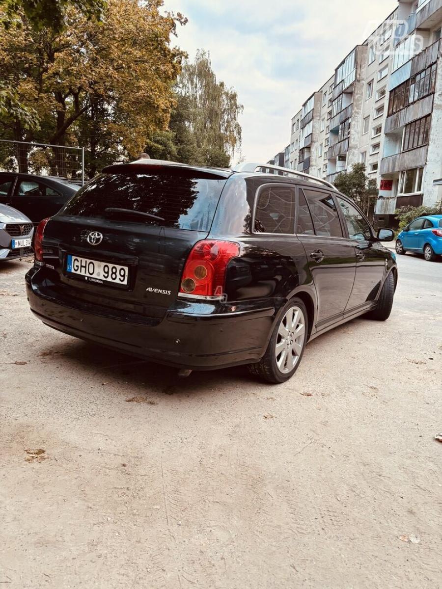 Черный Тойота Авенсис 2003 в Вильнюс, объемом двигателя 2.00 л и пробегом 362 тыс. км за 1550 €, фото 5 на AUTOMOTO.COM.LV