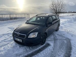 Black Toyota Avensis 2004 in Klaipeda, with an engine capacity of 2.00 L and mileage of 315 thousand km for 1600 €, photo  on AUTOMOTO.COM.LV