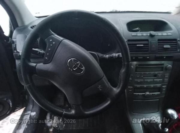 Melns Toyota Avensis 2004 Tartu, ar dzinēja tilpumu 2.00 L un nobraukumu 400 tūkst. km par 1000 €, foto 4 vietnē AUTOMOTO.COM.LV