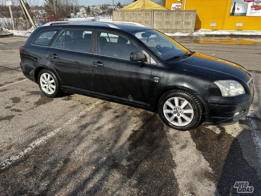 Black Toyota Avensis 2004 in Vilnius, with an engine capacity of 2.00 L and mileage of 207 thousand km for 1750 €, photo 6 on AUTOMOTO.COM.LV