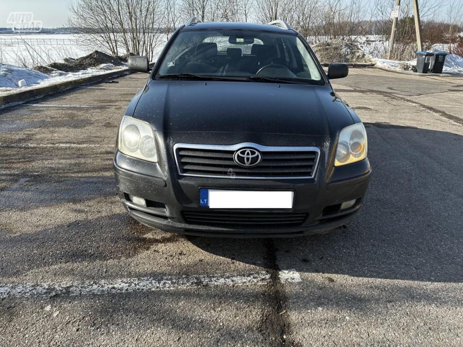 Black Toyota Avensis 2004 in Vilnius, with an engine capacity of 2.00 L and mileage of 207 thousand km for 1750 €, photo 7 on AUTOMOTO.COM.LV