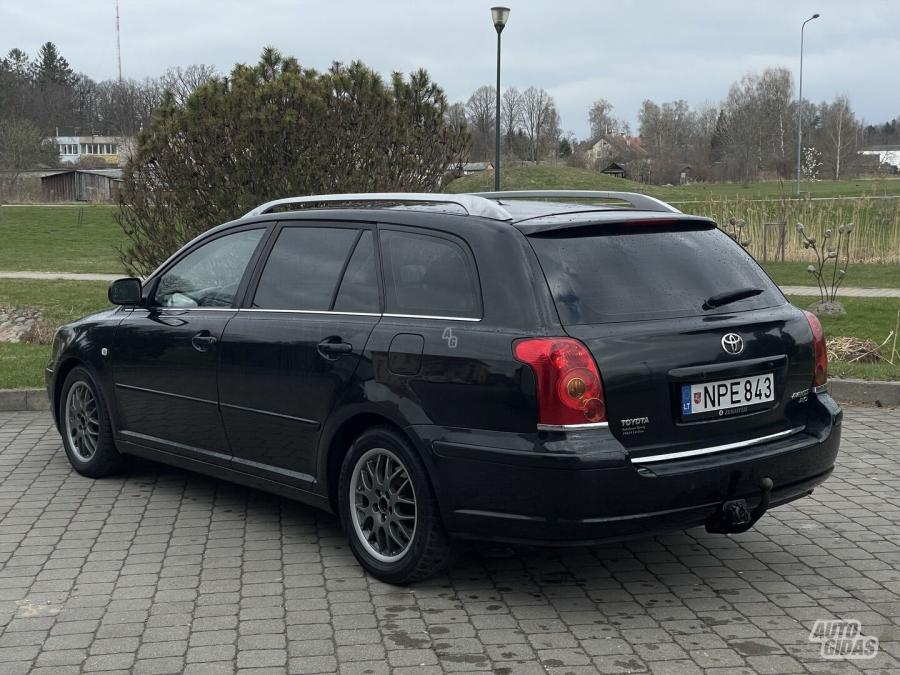 Melns Toyota Avensis 2004 Šilutė, ar dzinēja tilpumu 2.00 L un nobraukumu 379 tūkst. km par 2250 €, foto 5 vietnē AUTOMOTO.COM.LV