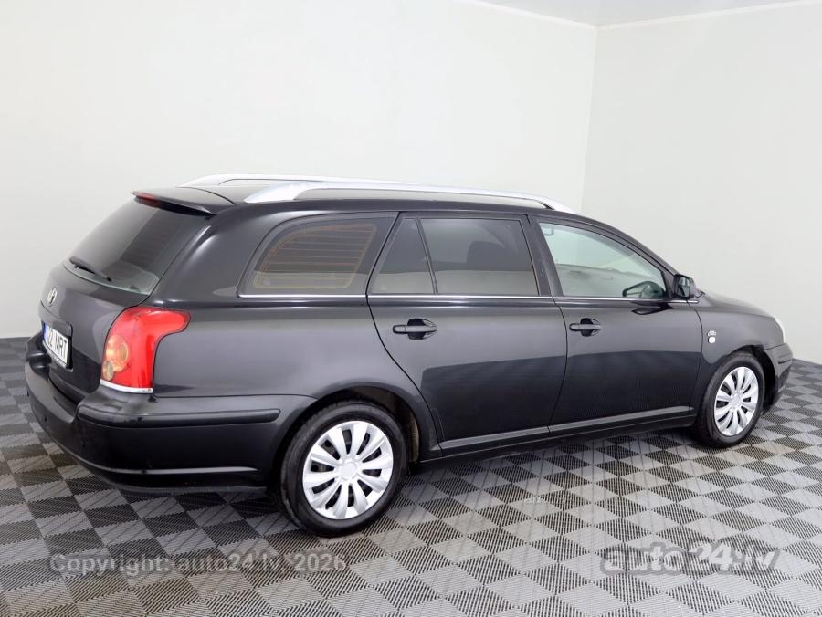 Черный Тойота Авенсис 2004 в Таллин, объемом двигателя 2.00 л и пробегом 286 тыс. км за 1399 €, фото 4 на AUTOMOTO.COM.LV
