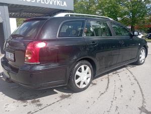 Black Toyota Avensis 2004 in Vilnius, with an engine capacity of 2.00 L and mileage of 315 thousand km for 1600 €, photo 7 on AUTOMOTO.COM.LV