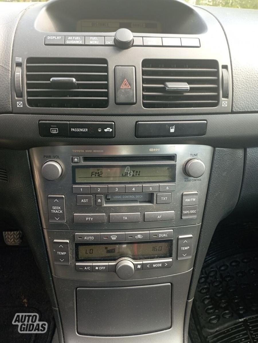Black Toyota Avensis 2004 in Vilnius, with an engine capacity of 2.00 L and mileage of 315 thousand km for 1600 €, photo 13 on AUTOMOTO.COM.LV