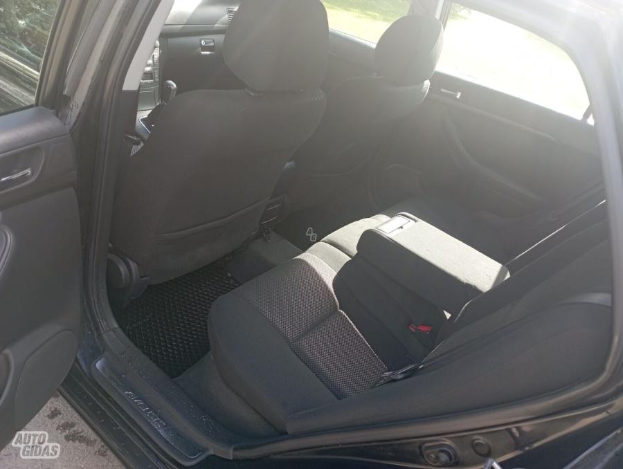 Black Toyota Avensis 2004 in Vilnius, with an engine capacity of 2.00 L and mileage of 315 thousand km for 1600 €, photo 15 on AUTOMOTO.COM.LV
