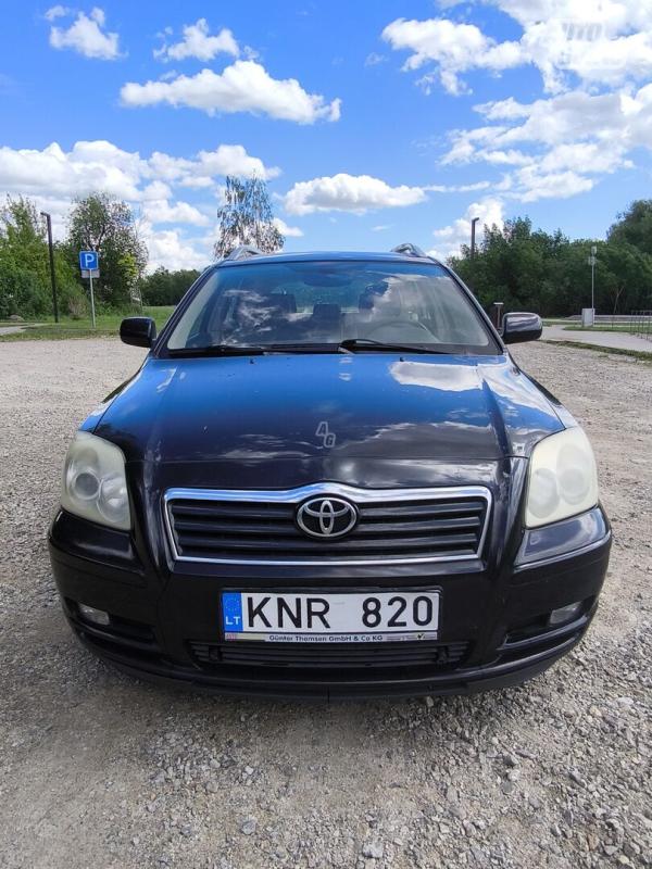 Черный Тойота Авенсис 2004 в Паневежис, объемом двигателя 2.00 л и пробегом 220 тыс. км за 1600 €, фото 2 на AUTOMOTO.COM.LV