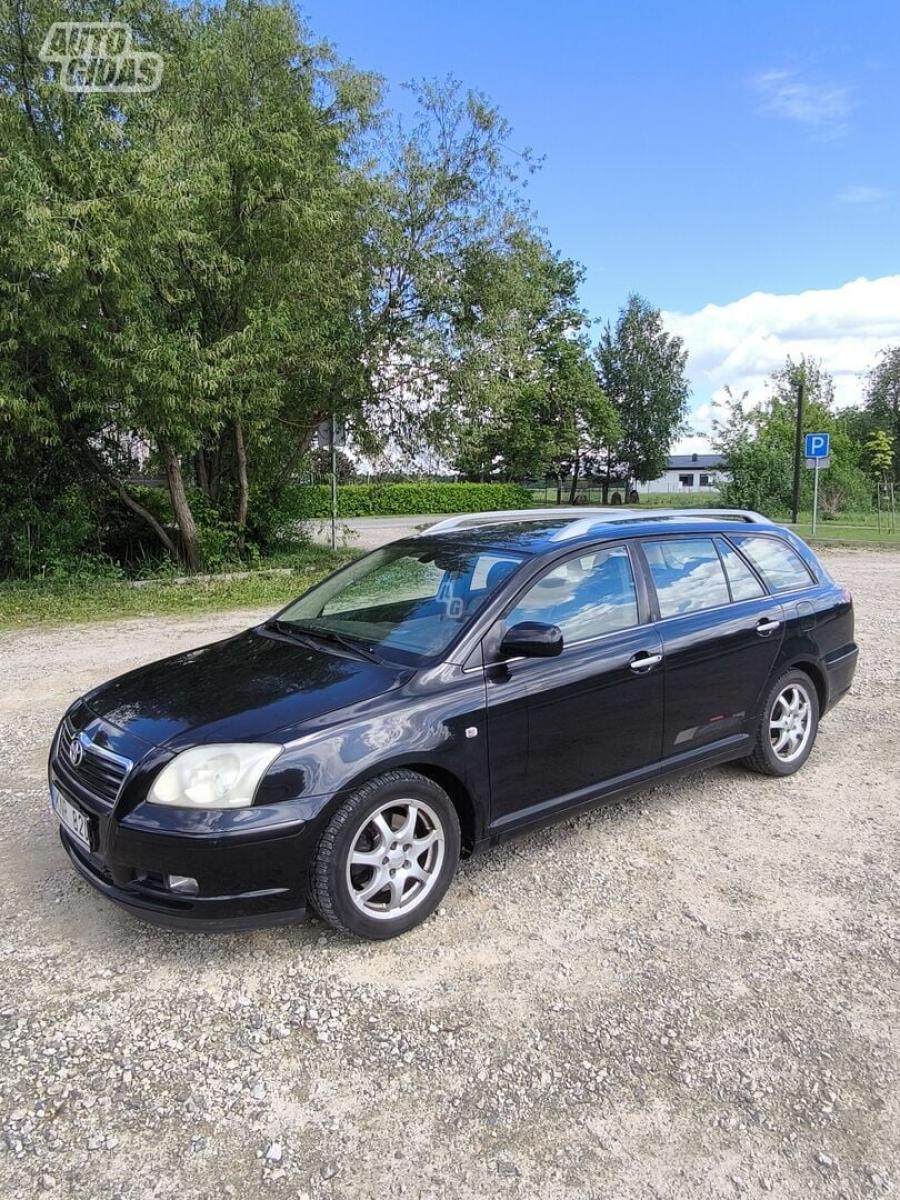 Black Toyota Avensis 2004 in Panevezys, with an engine capacity of 2.00 L and mileage of 220 thousand km for 1600 €, photo 4 on AUTOMOTO.COM.LV