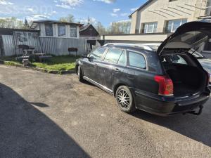 Melns Toyota Avensis 2004 Daugavpils, ar dzinēja tilpumu 2.00 L un nobraukumu 280 tūkst. km par 1999 €, foto 7 vietnē AUTOMOTO.COM.LV
