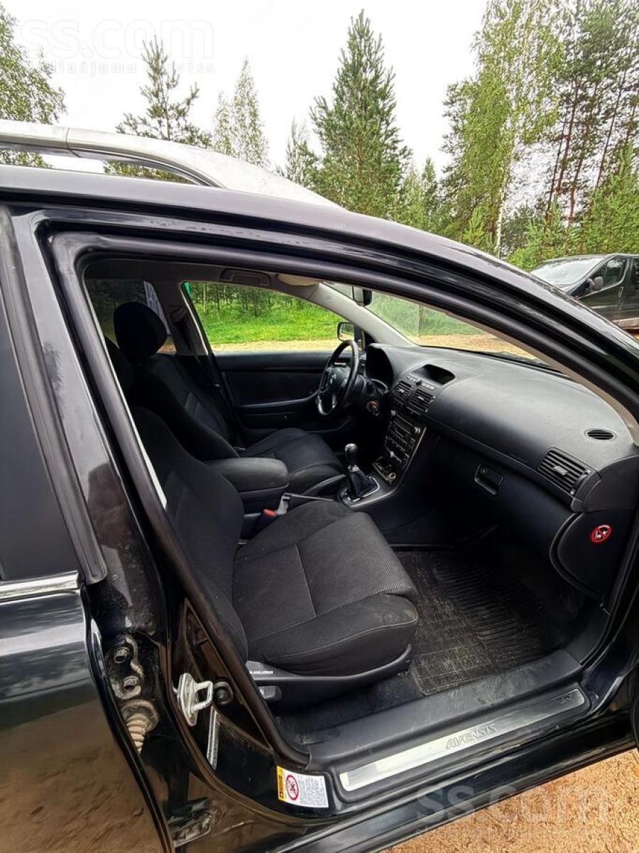 Melns Toyota Avensis 2004 Jēkabpils, ar dzinēja tilpumu 1.80 L un nobraukumu 187 tūkst. km par 1750 €, foto 3 vietnē AUTOMOTO.COM.LV