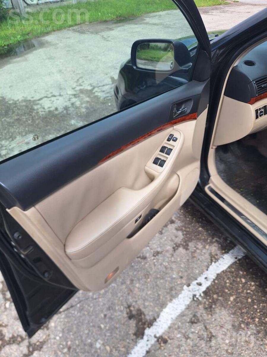 Melns Toyota Avensis 2004 Rīga, ar dzinēja tilpumu 2.00 L un nobraukumu 273 tūkst. km par 1700 €, foto 6 vietnē AUTOMOTO.COM.LV
