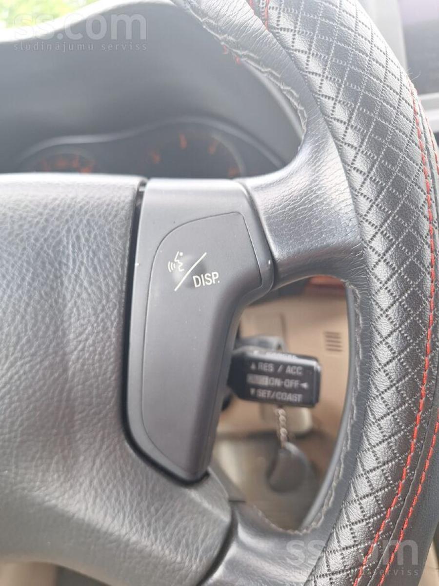 Melns Toyota Avensis 2004 Rīga, ar dzinēja tilpumu 2.00 L un nobraukumu 273 tūkst. km par 1700 €, foto 9 vietnē AUTOMOTO.COM.LV