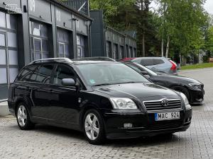 Black Toyota Avensis 2004 in Siauliai, with an engine capacity of 2.00 L and mileage of 366 thousand km for 1250 €, photo 3 on AUTOMOTO.COM.LV