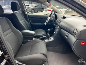 Black Toyota Avensis 2004 in Siauliai, with an engine capacity of 2.00 L and mileage of 366 thousand km for 1250 €, photo 9 on AUTOMOTO.COM.LV