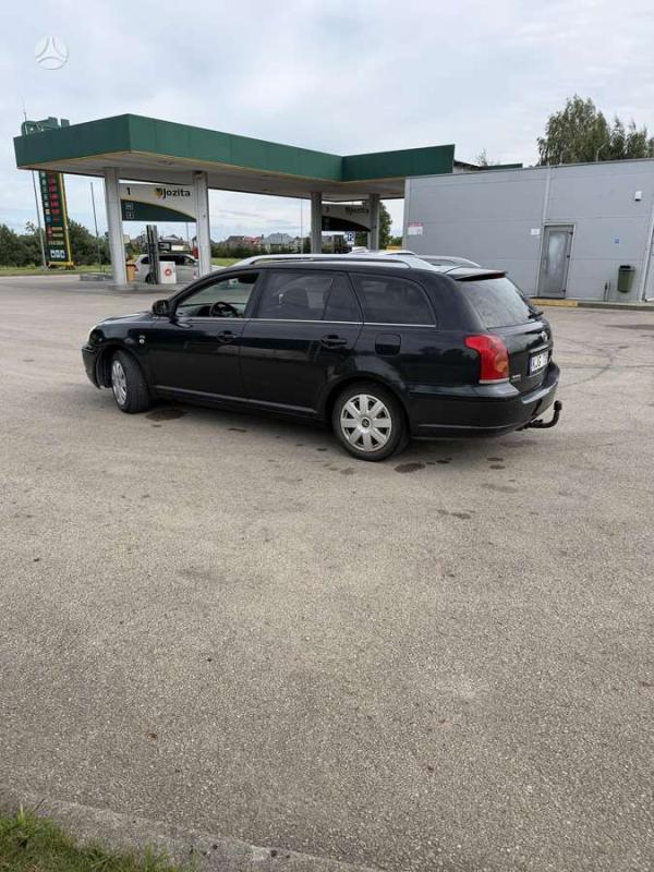 Toyota Avensis 2004 in Taurage on AUTOMOTO.COM.LV Black Toyota Avensis 2004 in Taurage, with an engine capacity of 2.00 L and mileage of 306 thousand km for 1555 €, photo 9 on AUTOMOTO.COM.LV