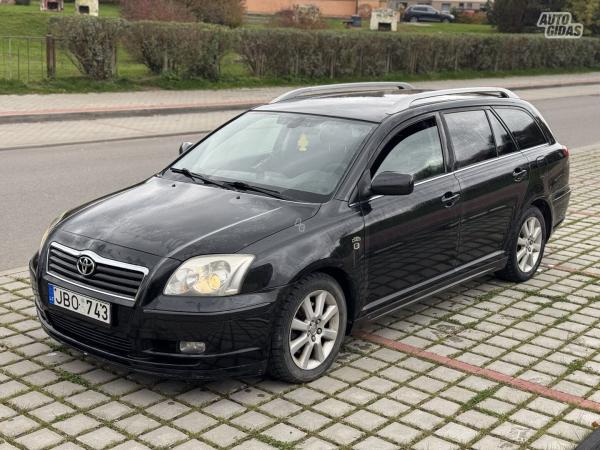 Melns Toyota Avensis 2004 Ukmergė, ar dzinēja tilpumu 2.00 L un nobraukumu 397 tūkst. km par 950 €, foto 1 vietnē AUTOMOTO.COM.LV
