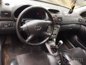 Melns Toyota Avensis 2004 Rīga, ar dzinēja tilpumu 2.00 L un nobraukumu 330 tūkst. km par 800 €, foto 7 vietnē AUTOMOTO.COM.LV