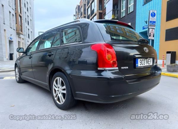 Black Toyota Avensis 2005 in Tallinn, with an engine capacity of 2.00 L and mileage of 0 thousand km for 1699 €, photo 4 on AUTOMOTO.COM.LV
