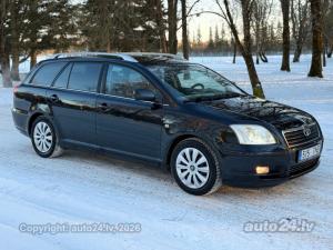 Melns Toyota Avensis 2005 Tallina, ar dzinēja tilpumu 2.20 L un nobraukumu 286 tūkst. km par 1890 €, foto  vietnē AUTOMOTO.COM.LV