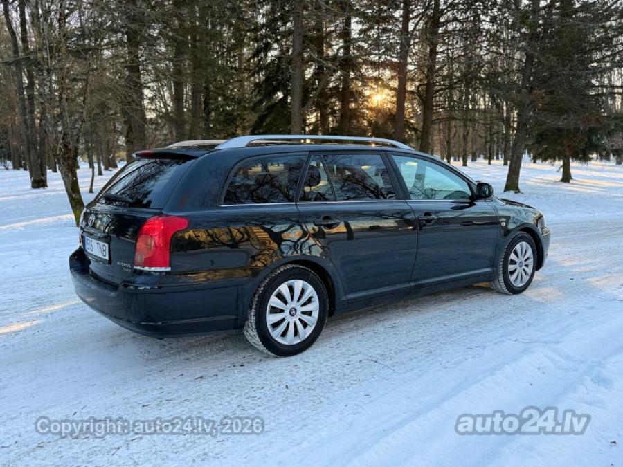 Black Toyota Avensis 2005 in Tallinn, with an engine capacity of 2.20 L and mileage of 286 thousand km for 1890 €, photo 3 on AUTOMOTO.COM.LV