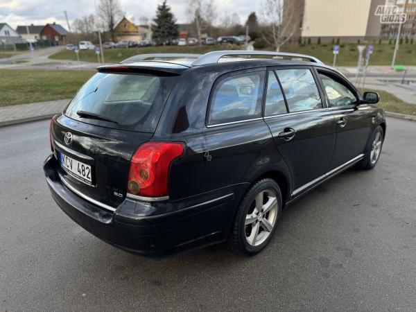 Black Toyota Avensis 2005 in Ukmerge, with an engine capacity of 2.00 L and mileage of 290 thousand km for 1250 €, photo 5 on AUTOMOTO.COM.LV